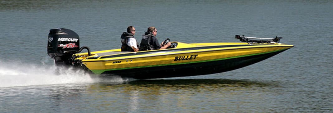 The Flagship 21-Ft Bass Boat Buyers Guide