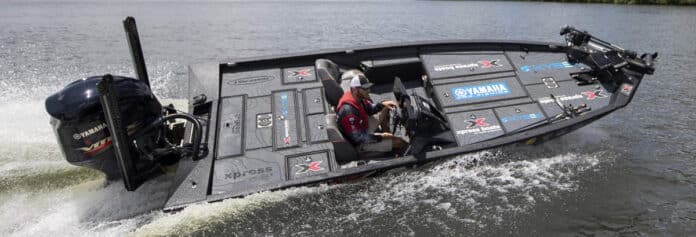 The Flagship 21-Ft Bass Boat Buyers Guide